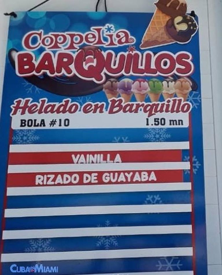 Largas colas en la heladería Coppelia el día de su apertura