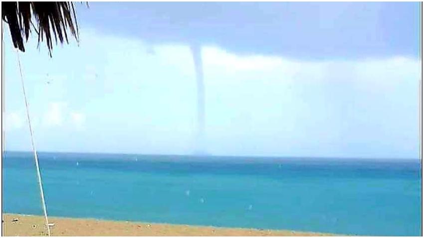 Captan en imágenes una tromba marina en Varadero